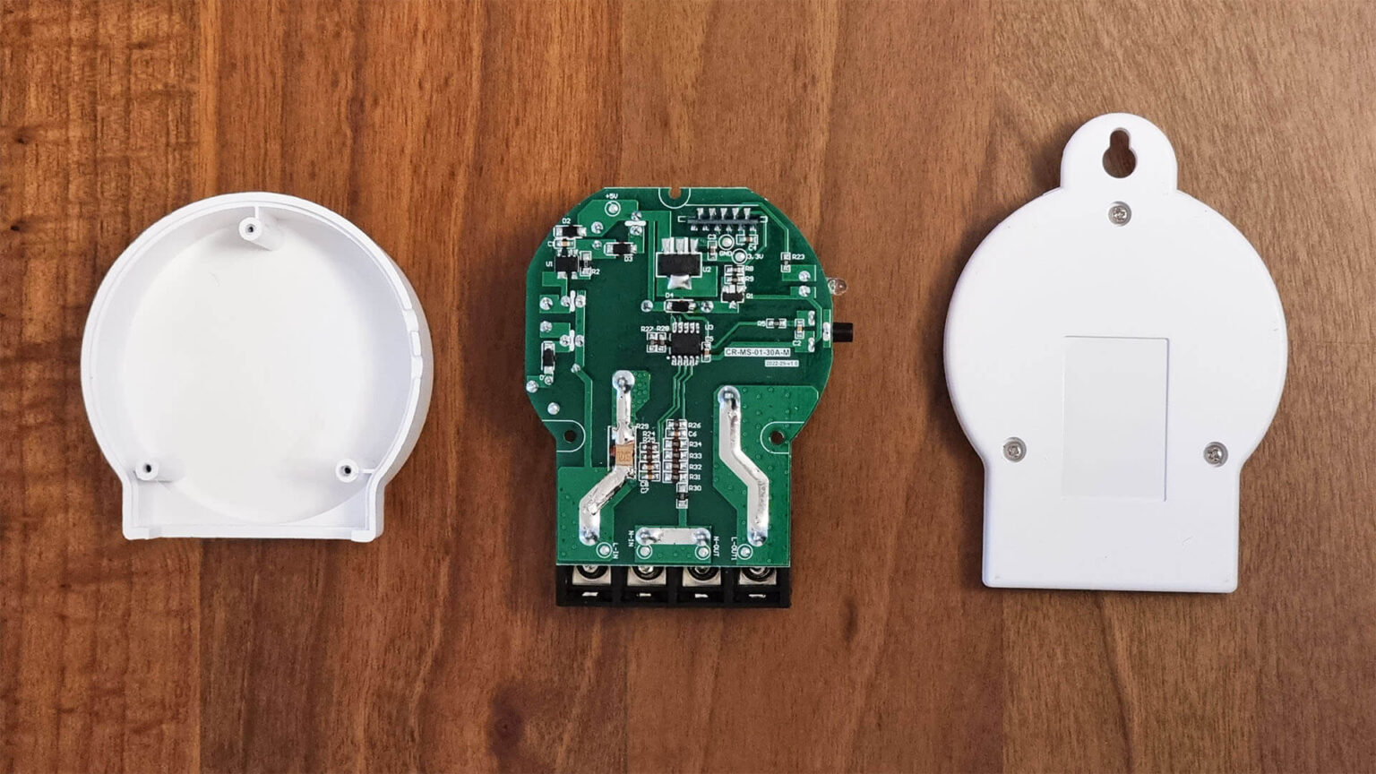 High Power Zigbee Relay with Energy Monitoring - SmartHomeScene