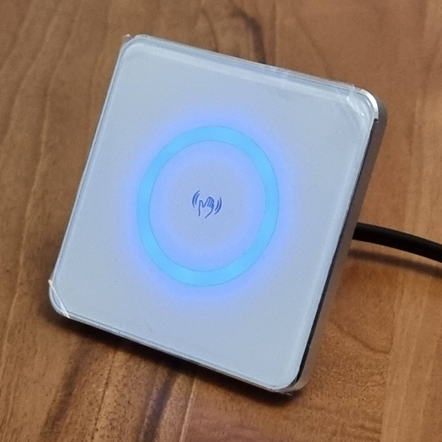 Zemismart Zigbee Wave Switch ZM-H7 Review - SmartHomeScene