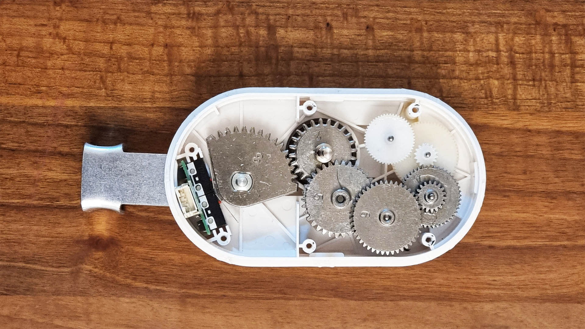 Moes Water Valve Controller ZV-QY-US-EN Review - SmartHomeScene