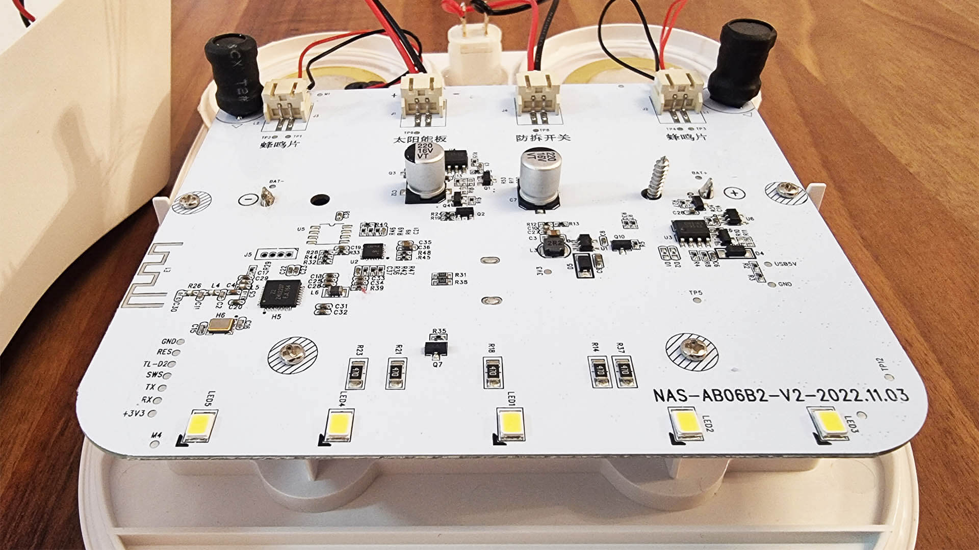 Zigbee Solar Powered Siren Neo NAS-AB06B2 Review - SmartHomeScene