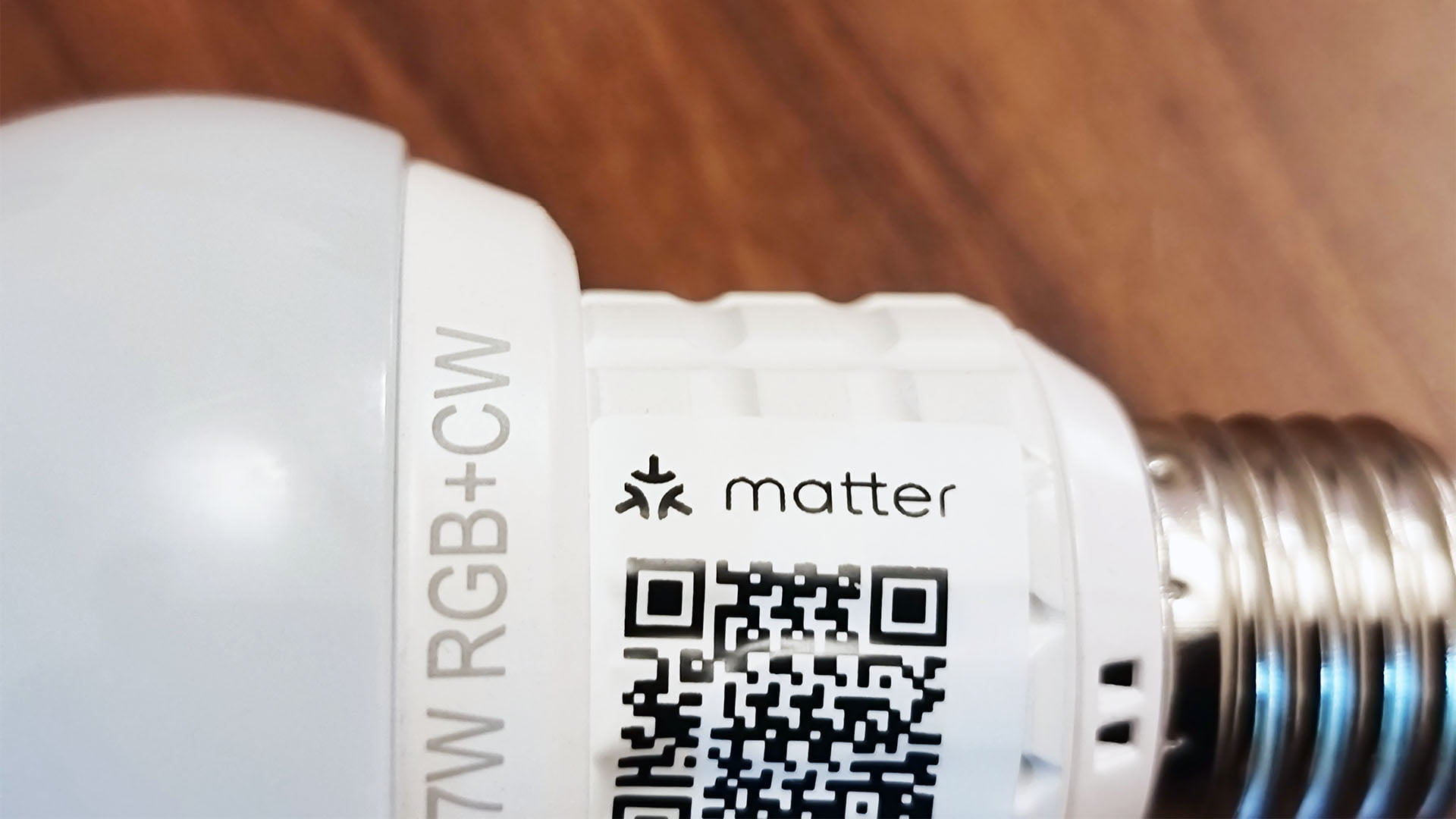 Experience Matter with Zemismart’s ZML2 Bulb | SmartHomeScene