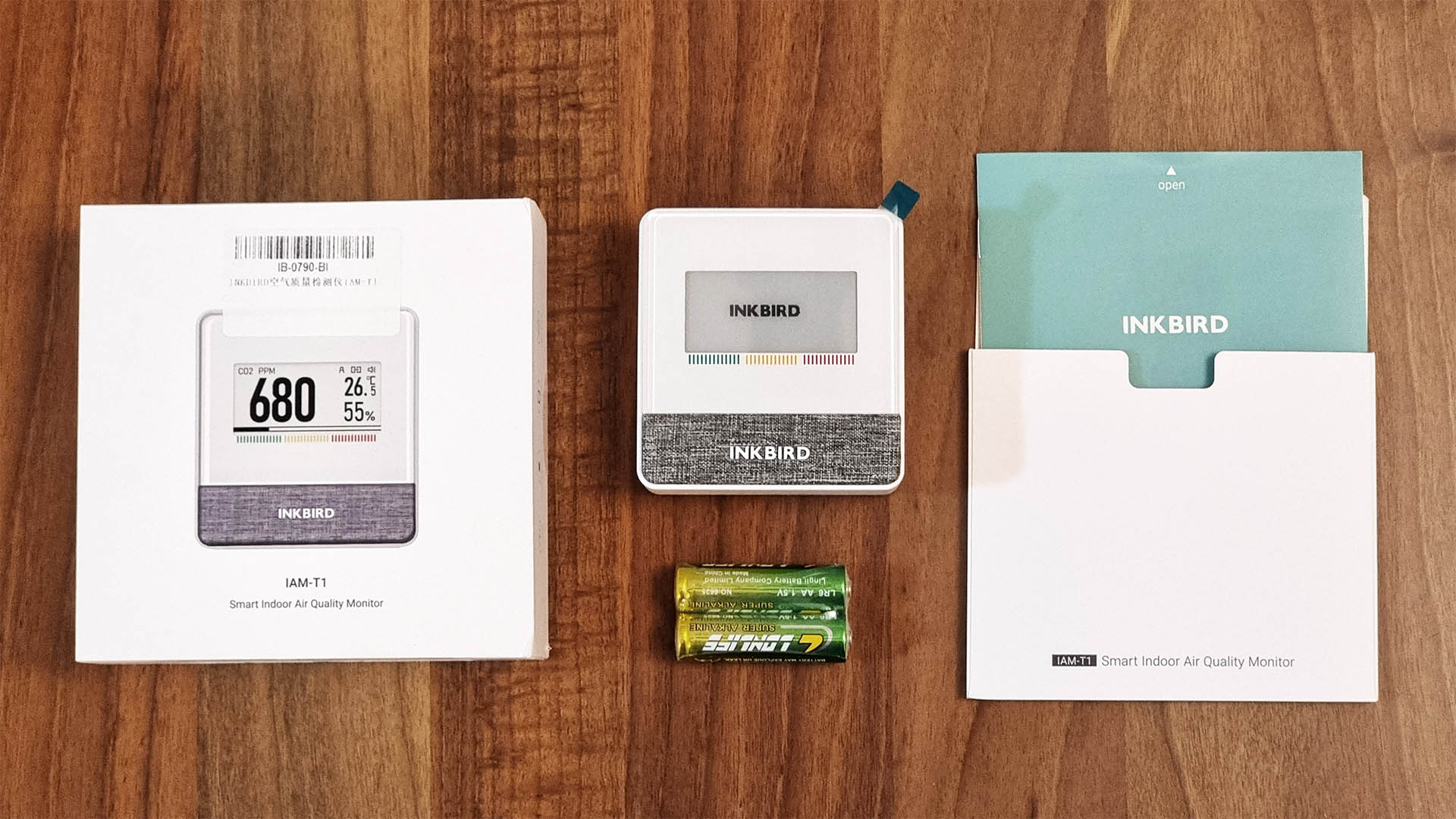 Inkbird E-Ink Air Quality Sensor IAM-T1 Review | SmartHomeScene