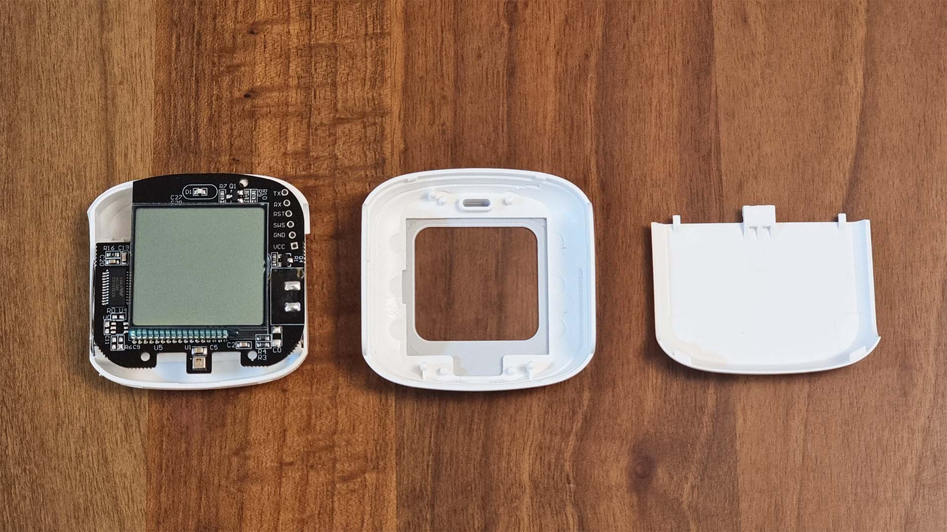 Tuya Zigbee Climate Sensor ZL02-ZX Review - SmartHomeScene