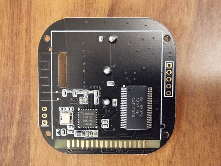 Tuya Emoji Climate Sensor ZG-227ZL Review - SmartHomeScene