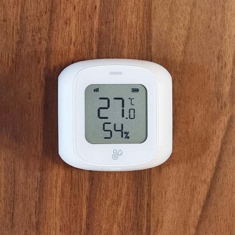 Best Zigbee Temperature and Humidity Sensors - SmartHomeScene