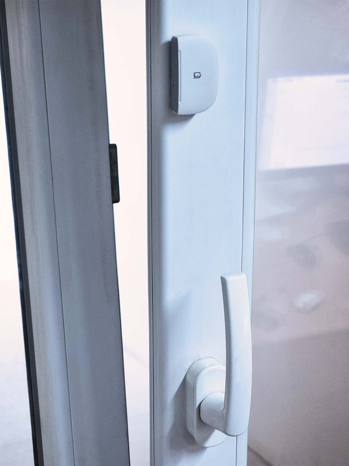 Aeotec Multipurpose Sensor IM6001-MPP Review - SmartHomeScene