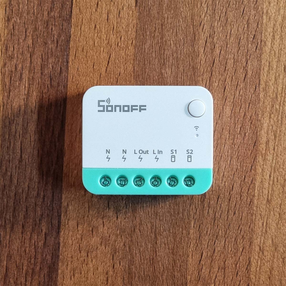 Sonoff Matter MINIR4M Smart Switch Review - SmartHomeScene