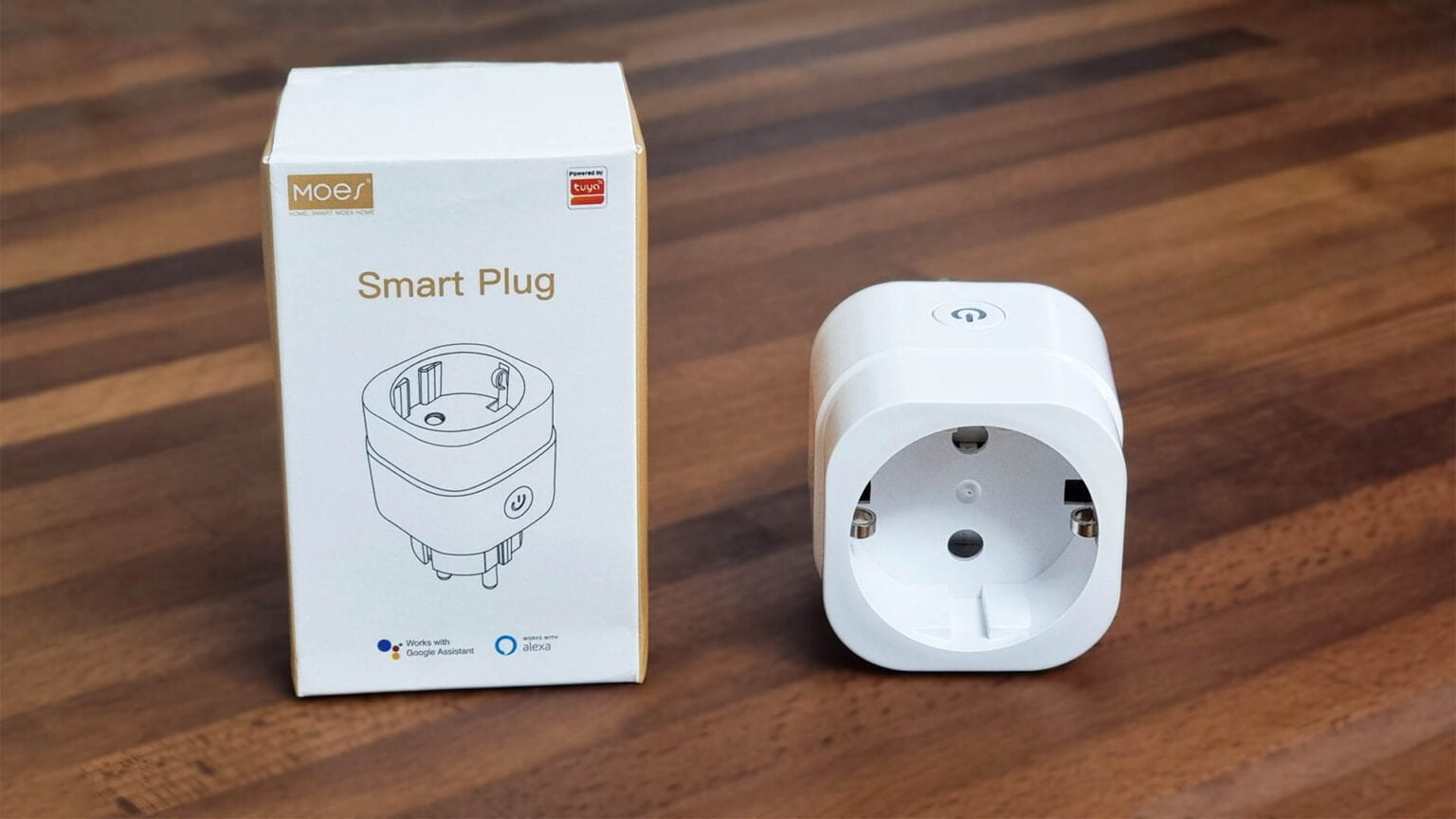 Moes Zigbee Smart Plug with Energy Meter Review | SmartHomeScene