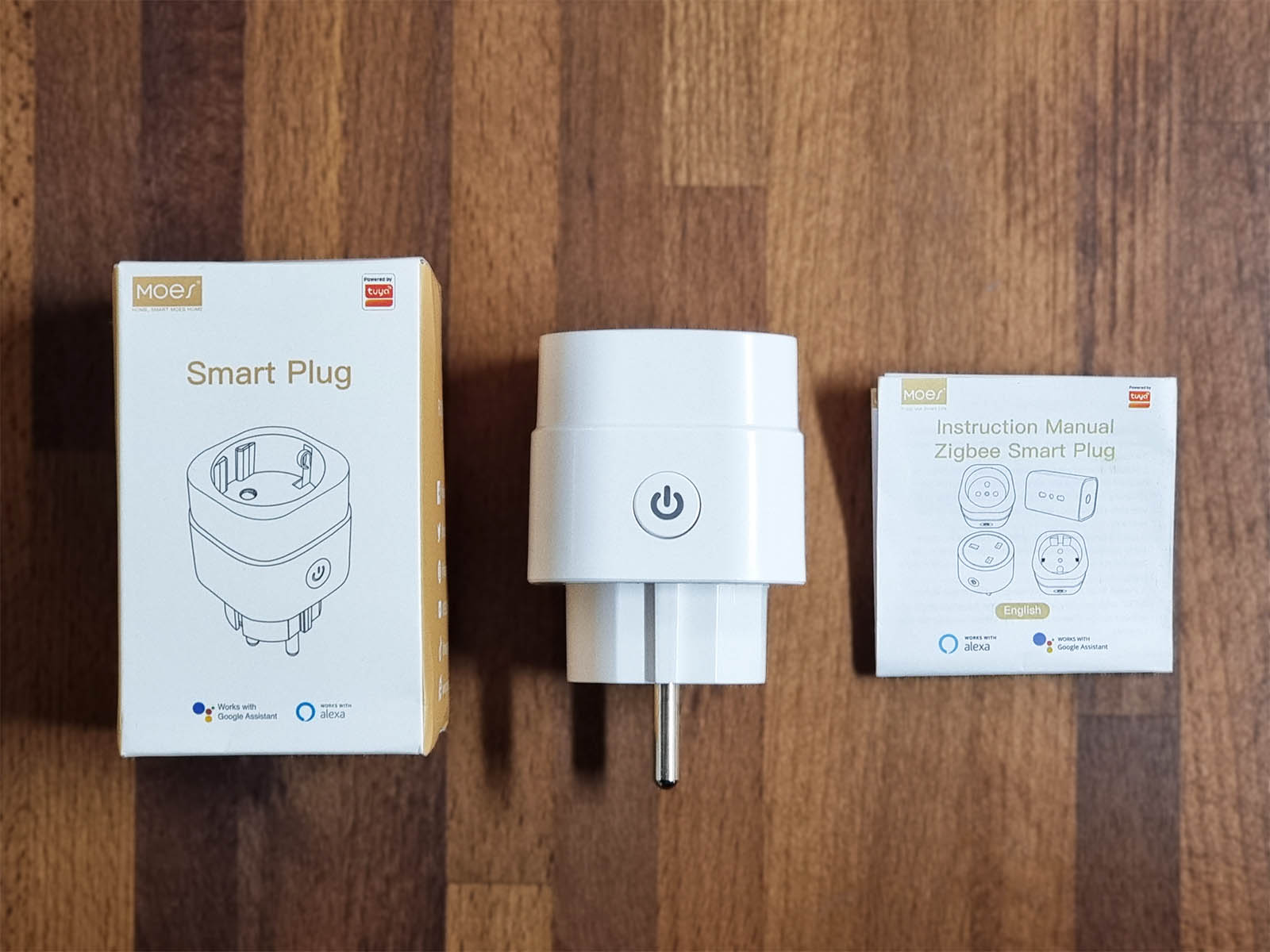 Moes Zigbee Smart Plug with Energy Meter Review | SmartHomeScene
