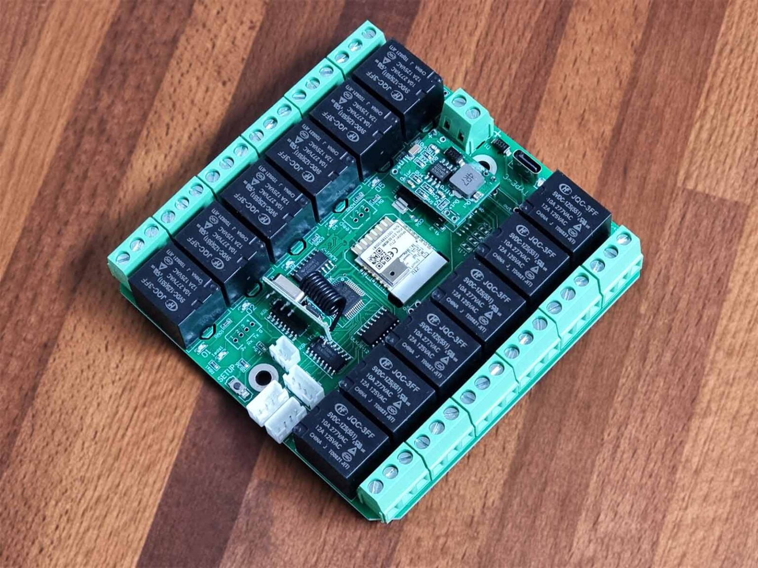 Tuya Zigbee 12 Channel Relay Board Review | SmartHomeScene
