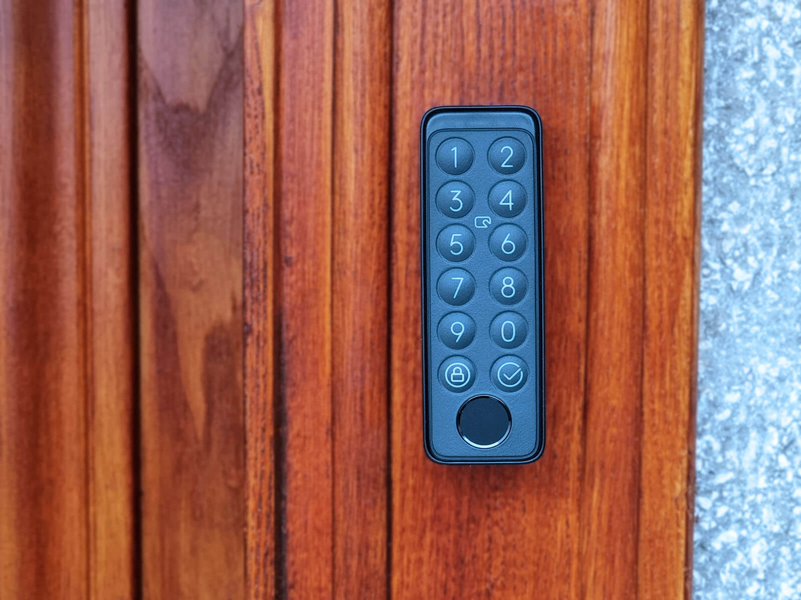 SwitchBot Lock Pro Home Assistant Setup & Review - SmartHomeScene