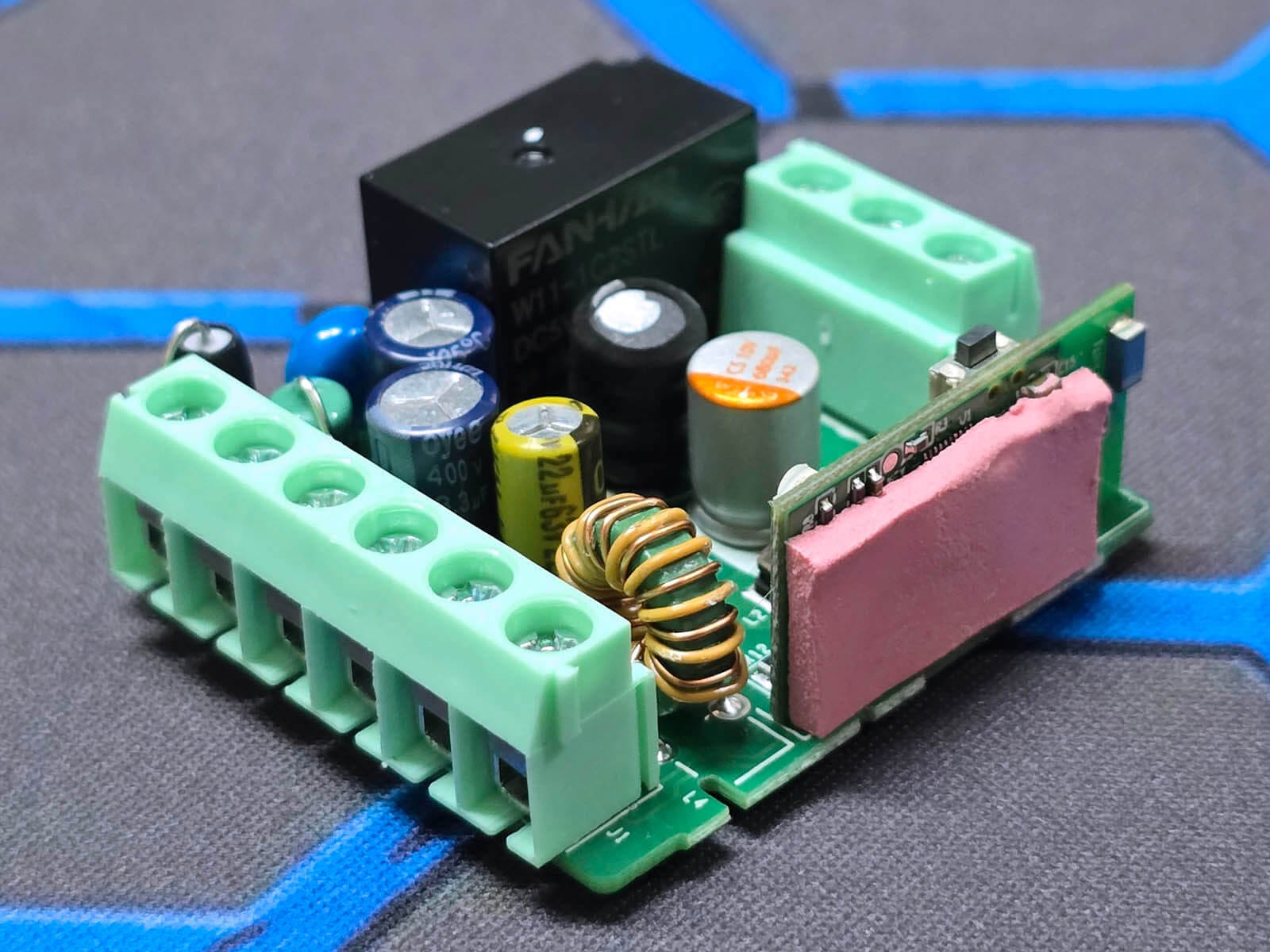 Sonoff Matter Dry-Contact Switch MINI-D Review - SmartHomeScene