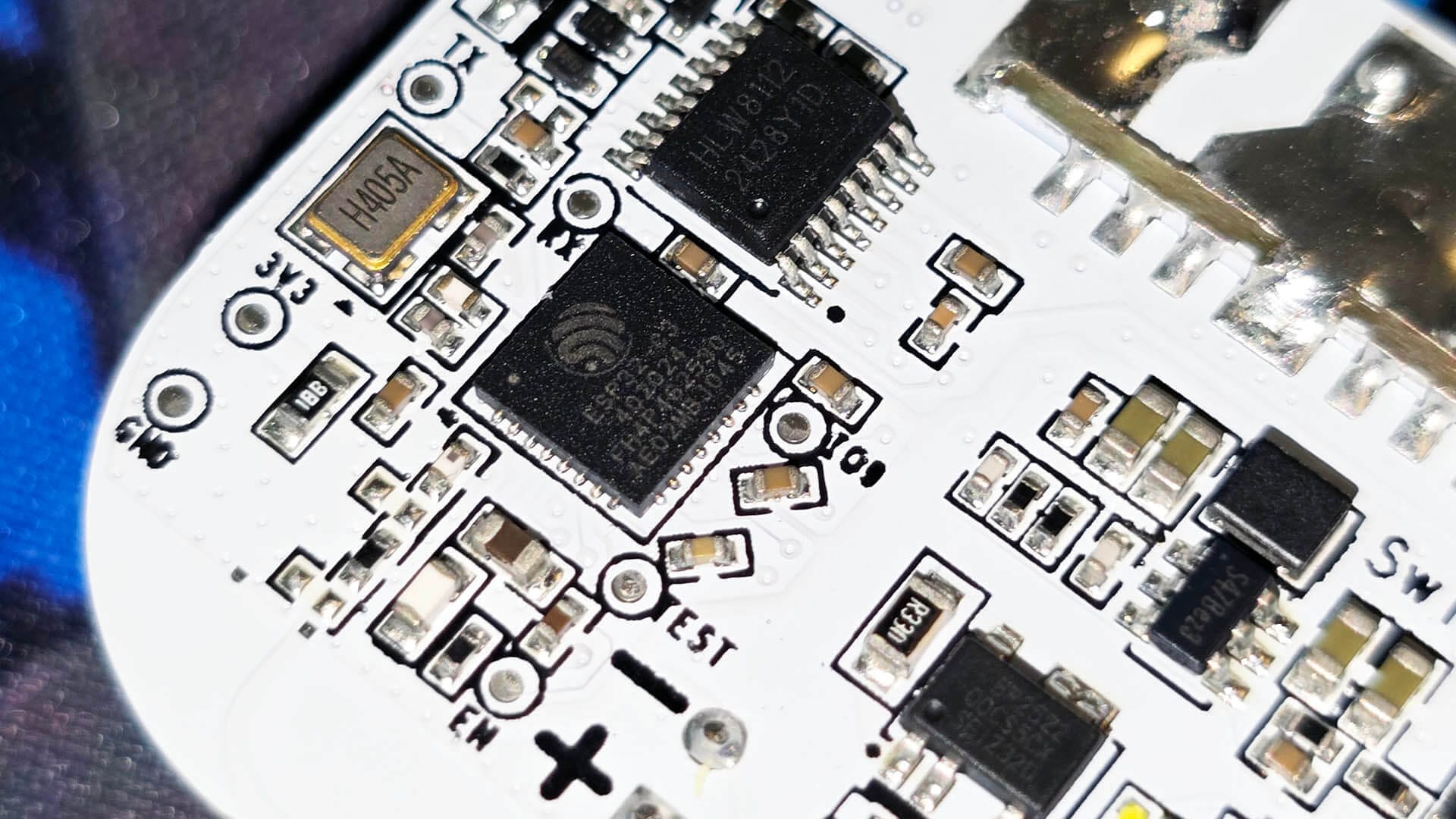 SwitchBot Relay Switch 1/1PM/2PM Matter Review - SmartHomeScene