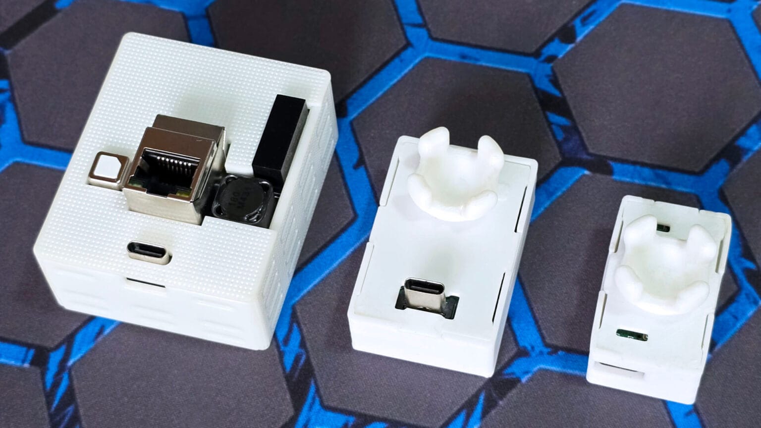 Apollo R PRO-1 PoE Presence Multisensor Review - SmartHomeScene